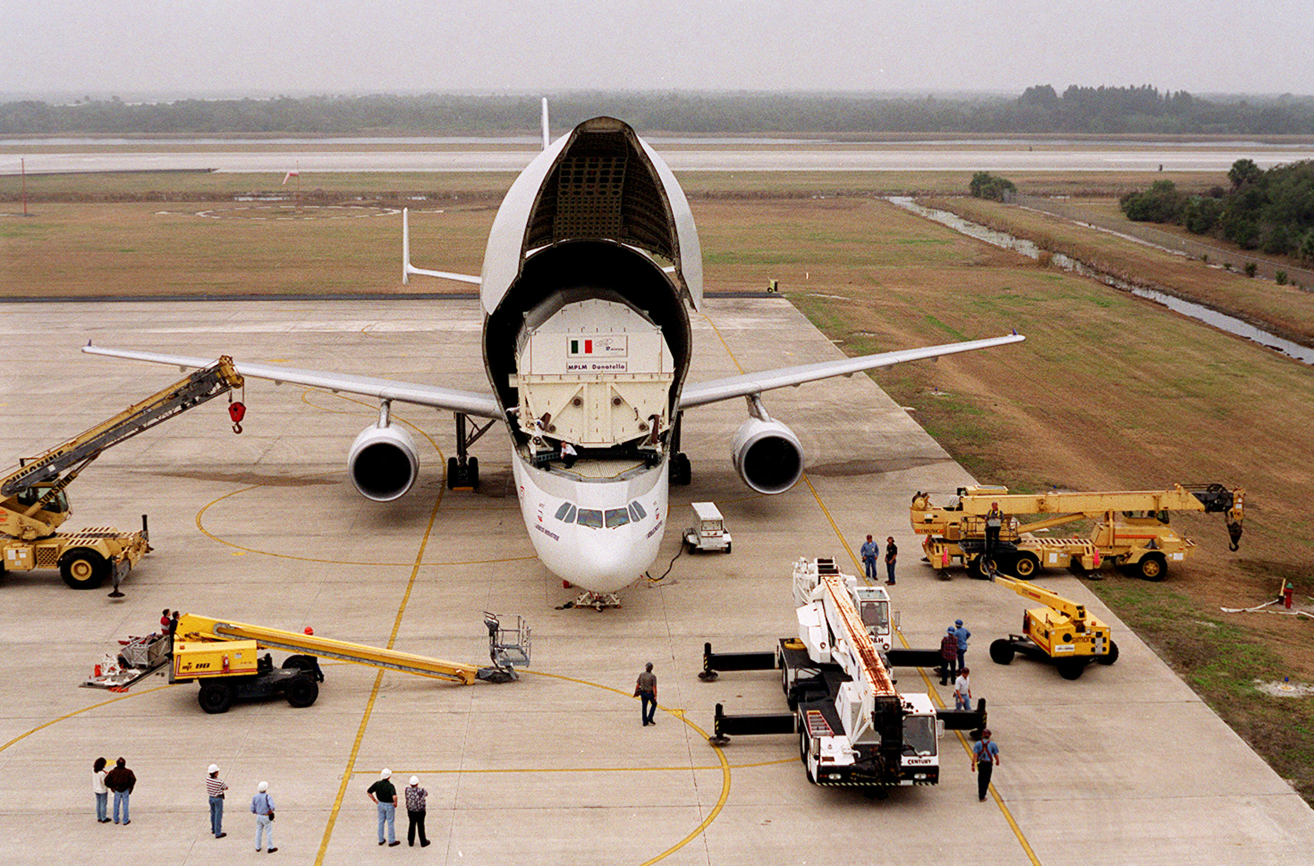 transporte aereo - Unitrans Freight Systems